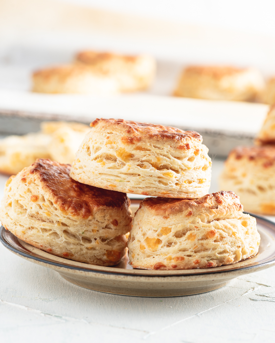 Copycat Red Lobster Cheddar Bay Biscuits – the kitchen bachelor